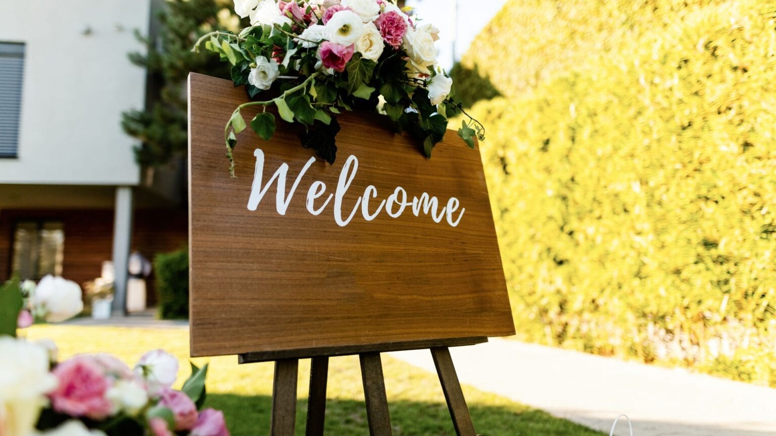 CUMA 5 MENIT! Ini 5 Cara Paling Ampuh Merawat Bunga Agar Tidak Layu ...